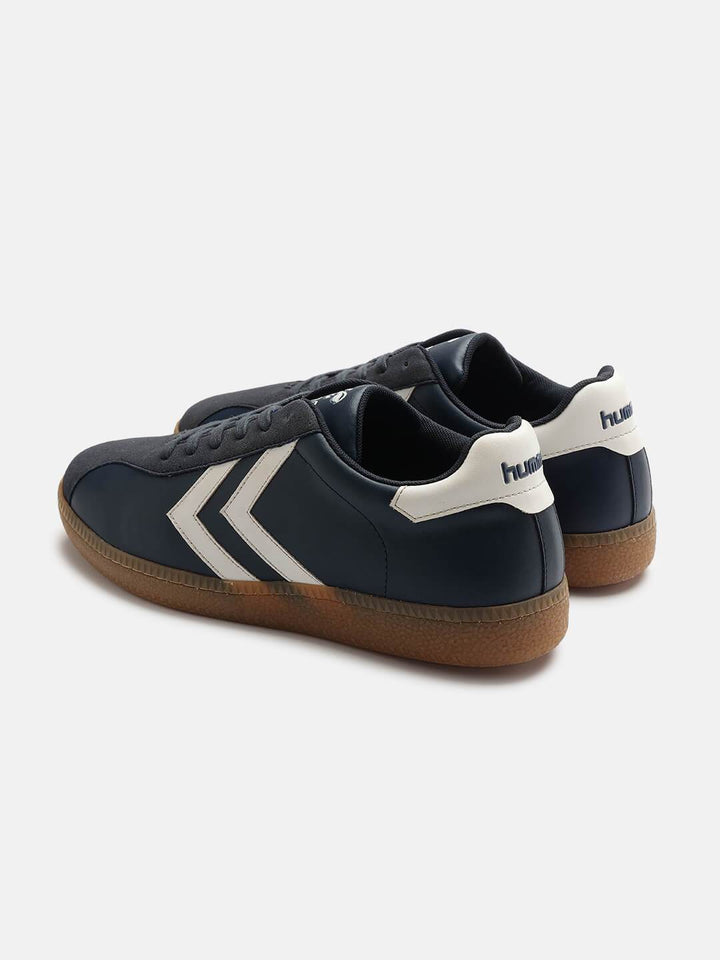 Sportswear for Gym, Running, and More: Activewear for Men & Women ...