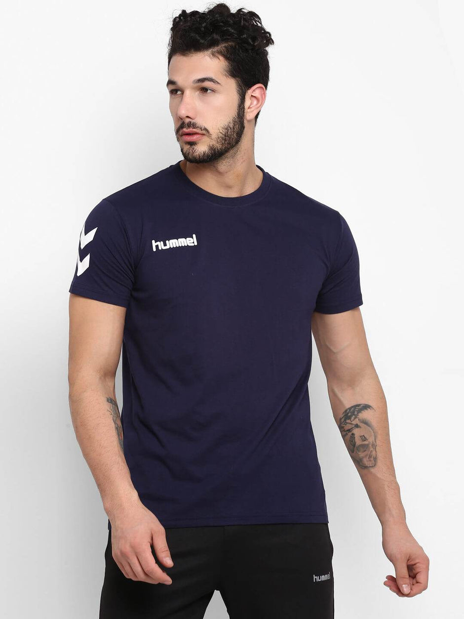 Sportswear for Men Online - Stylish Activewear for Men | Hummel India