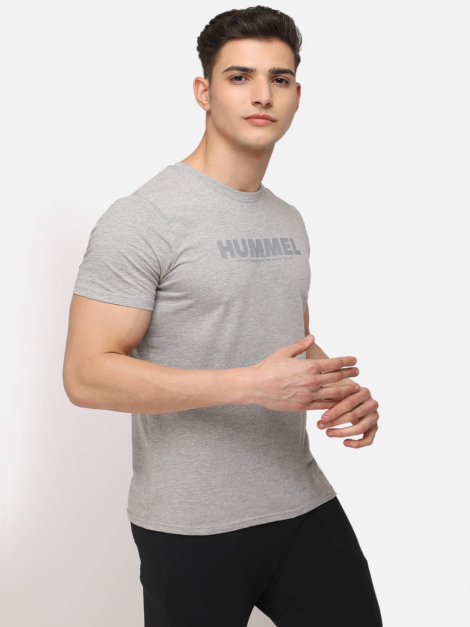 Sportswear for Men Online - Stylish Activewear for Men | Hummel India